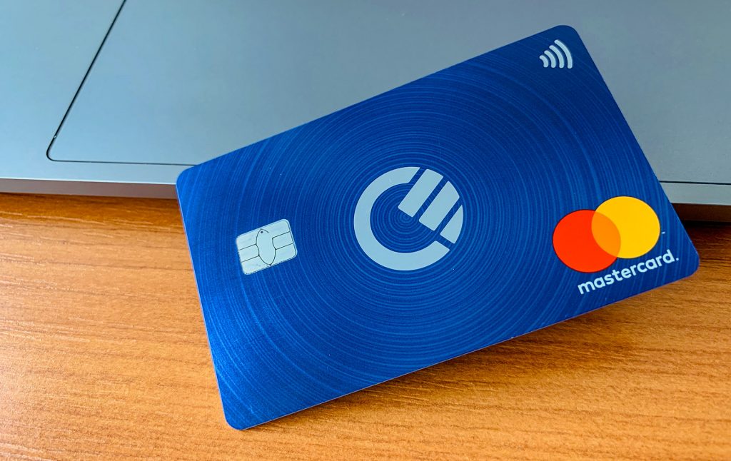 Curve karta, ktorú sa oplatí mať. Všetko o karte a 5€ kupón - Relife.sk